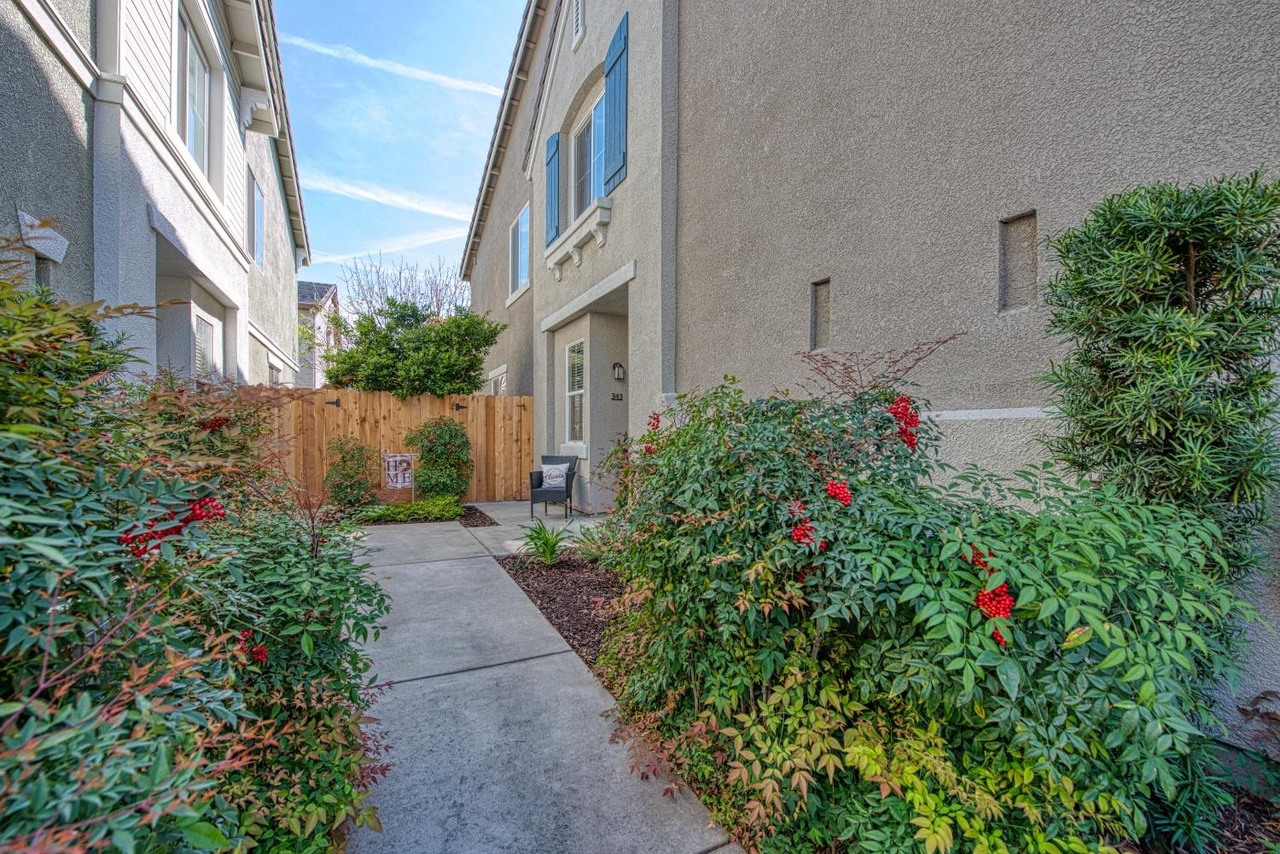 343 N Raphael Lane - Fox Property Management