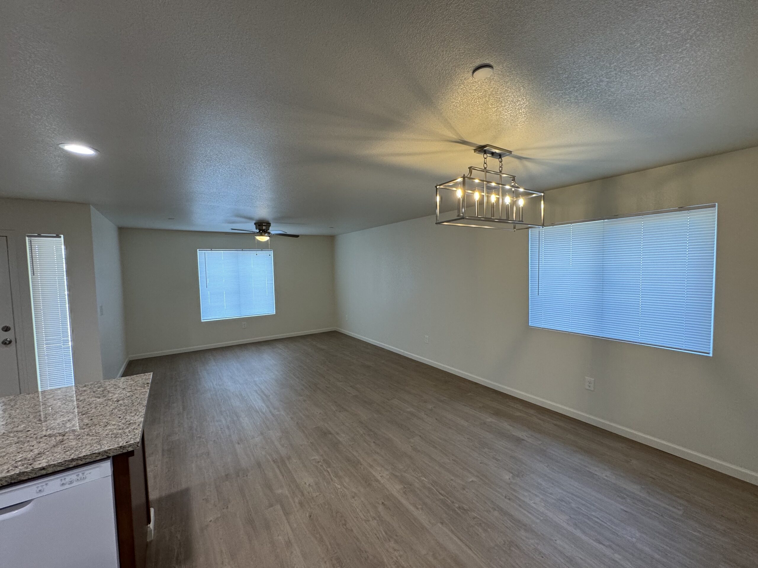 3952 E Laurite - Fox Property Management